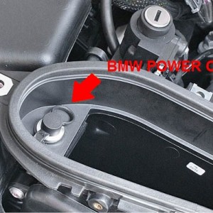 DIN 4165 USB Power Outlet with Handlebar Mount BMW